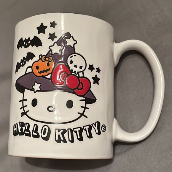 Hello Kitty | Dining | Tik Tok Viral Htf Hello Kitty White Halloween ...